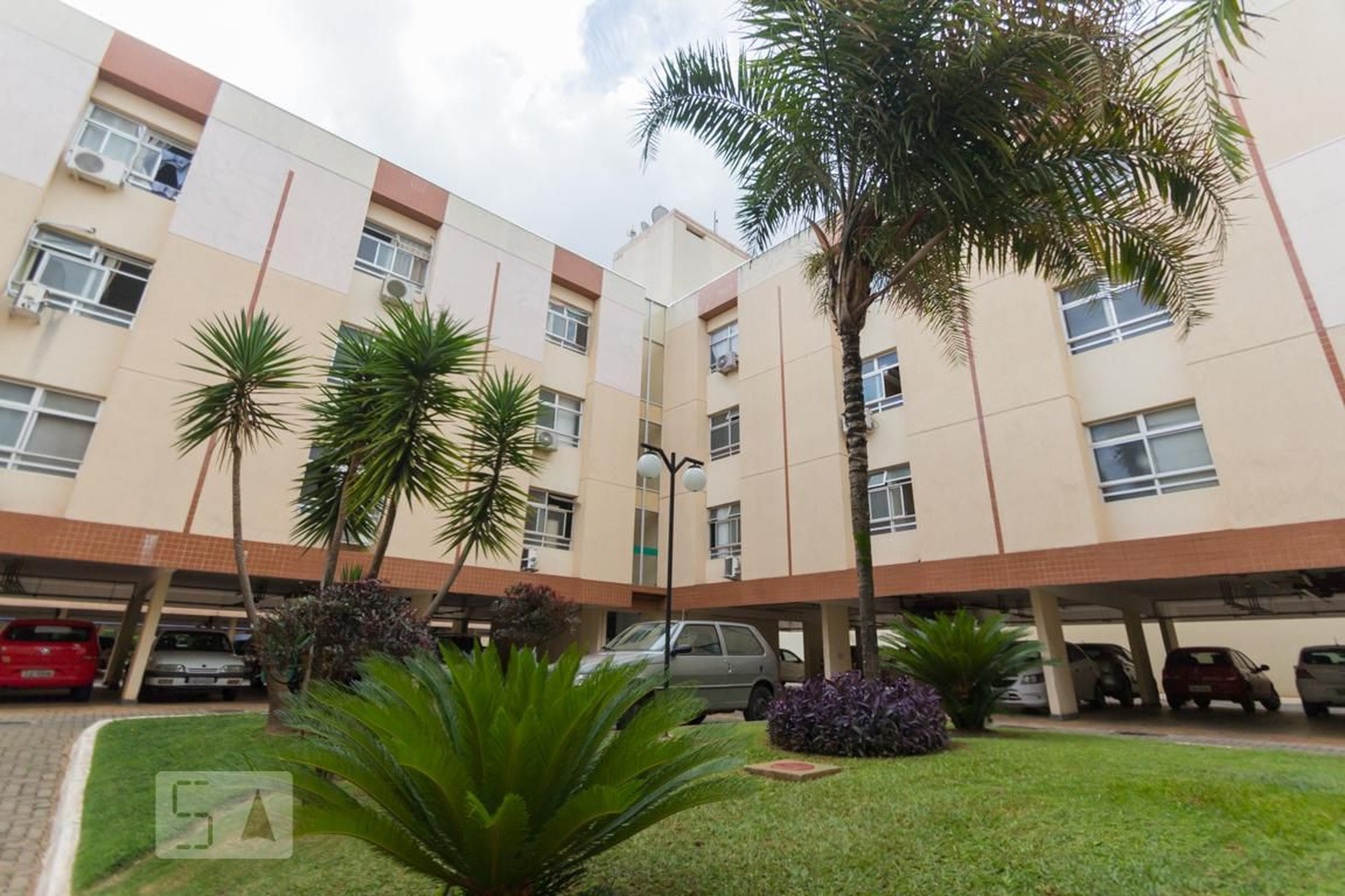 Condomínio em Sgan 911 Conjunto G, Bloco B, Asa Norte - Brasília - Alugue ou Compre - QuintoAndar