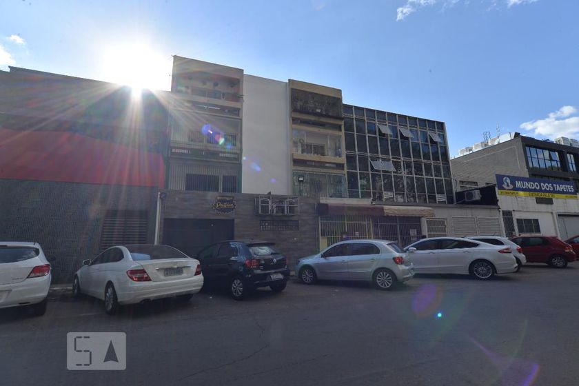 Condomínio em Crs 516 Bloco C, NM 67, Asa Sul - Brasília - Alugue ou ...