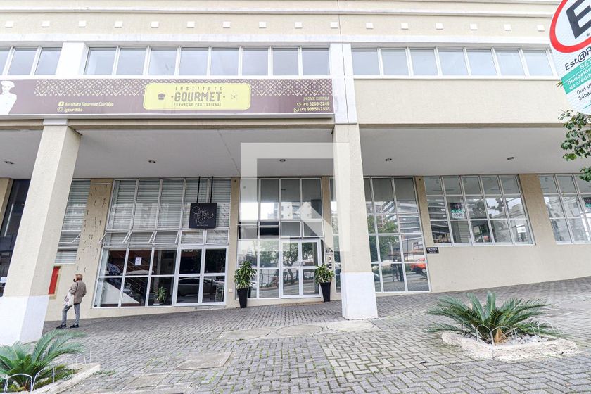 Condomínio em Rua Professor Álvaro Jorge, 63, Vila Izabel - Curitiba - Alugue ou Compre ...