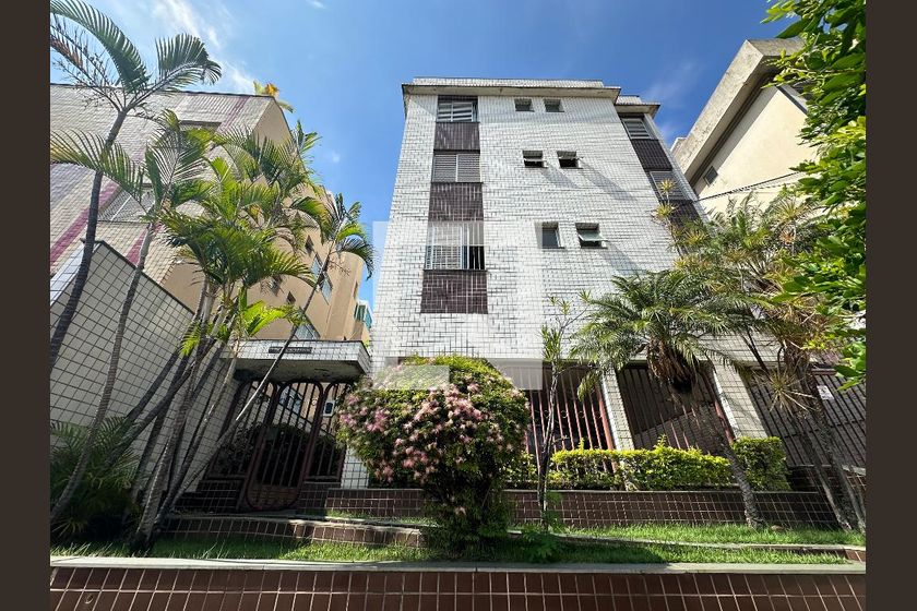 Condomínio em Rua José Cleto, 533, Santa Cruz - Belo Horizonte - Alugue ...