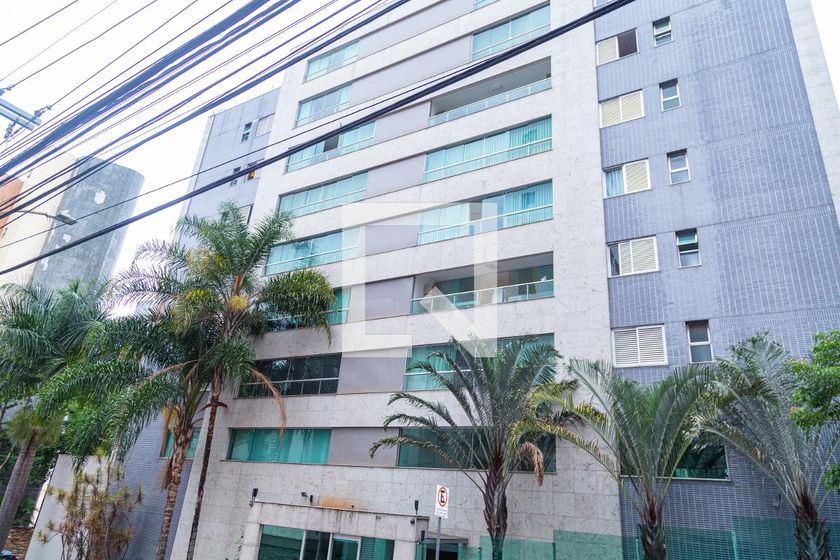 Edifício Calabria, Santo Antônio - Belo Horizonte - Alugue ou Compre - QuintoAndar