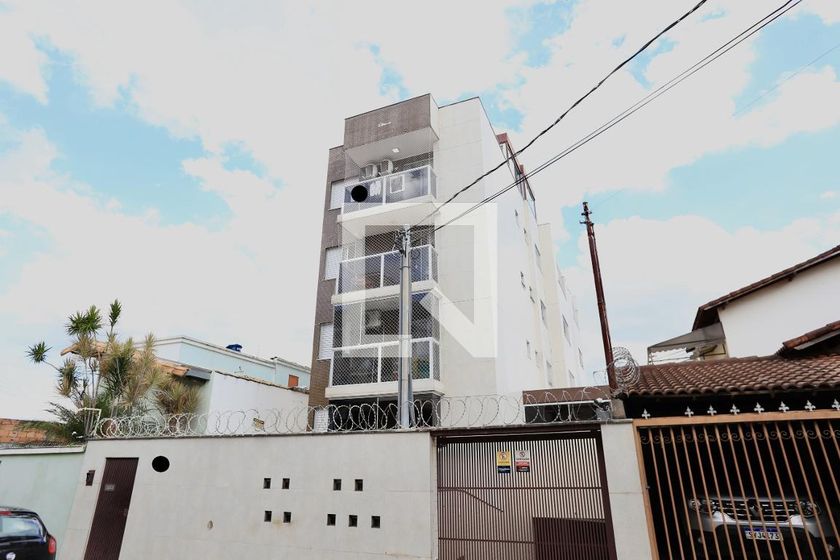 Condomínio Edifício Pimentel, Sagrada Família - Belo Horizonte - Alugue ou Compre - QuintoAndar