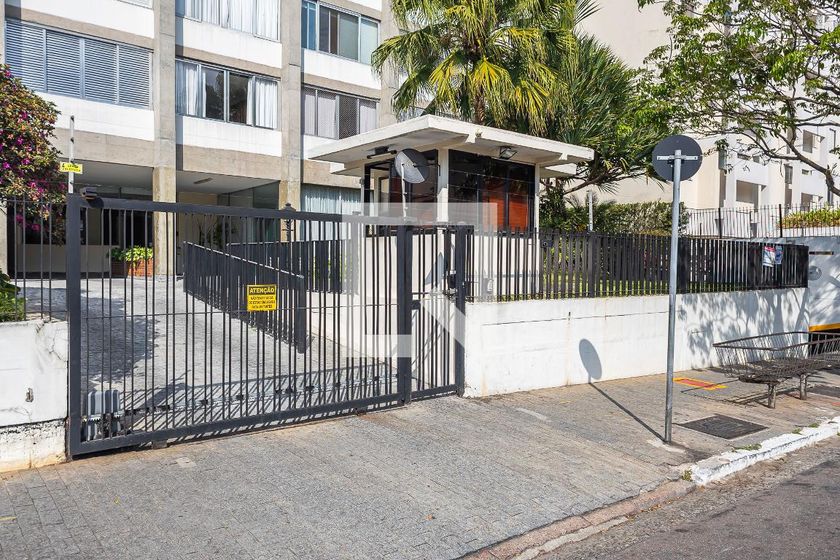 Condomínio Marisa, Paraíso - São Paulo - Alugue ou Compre - QuintoAndar