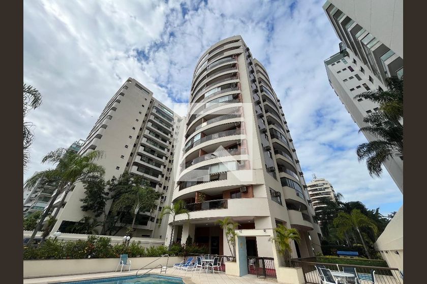 Condomínio em Rua Sylvio da Rocha Pollis, 711, Jacarepaguá - Rio de ...