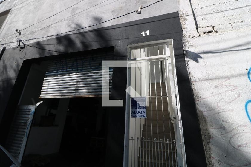 Condomínio em Rua Amélia Augusta Rodrigues, 11, Cidade Sao Mateus - São ...